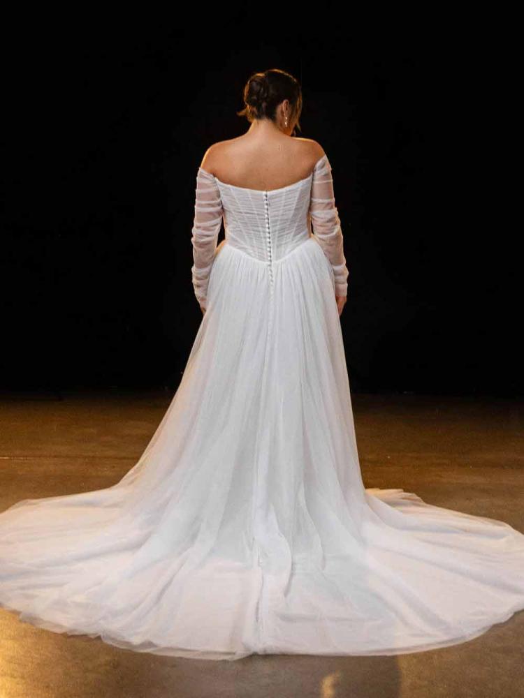 Suvi - LUV Bridal
